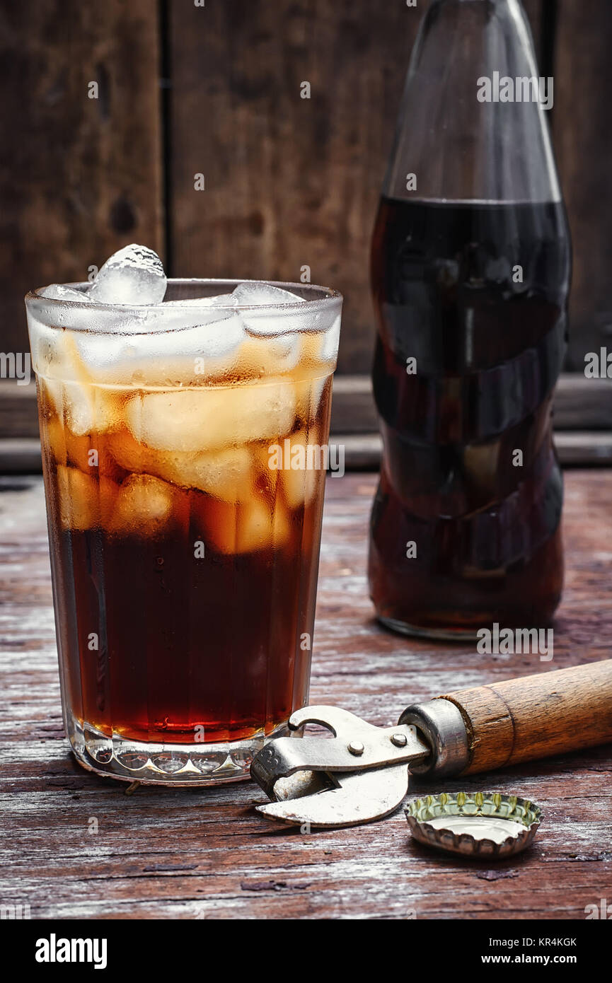 drink with ice Stock Photo - Alamy
