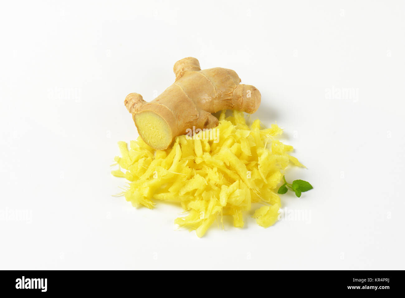 whole and grated ginger root Stock Photo - Alamy whole and grated ginger root Stock Photo - Alamy