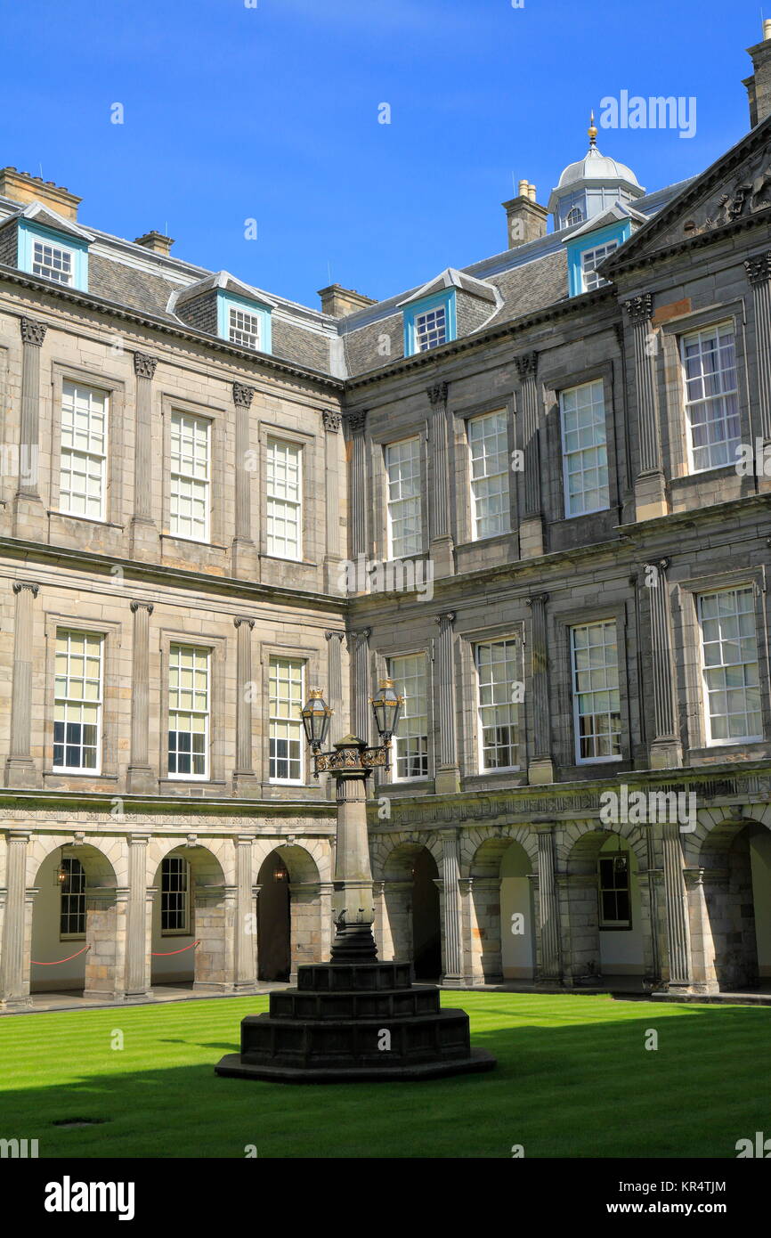Holyrood castle building hi-res stock photography and images - Alamy