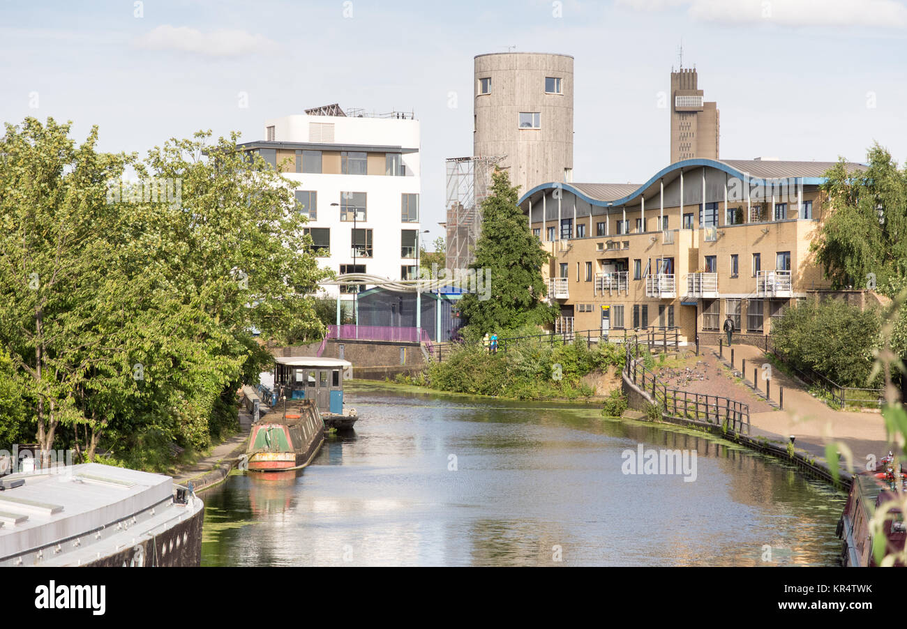London w10 hi-res stock photography and images - Alamy