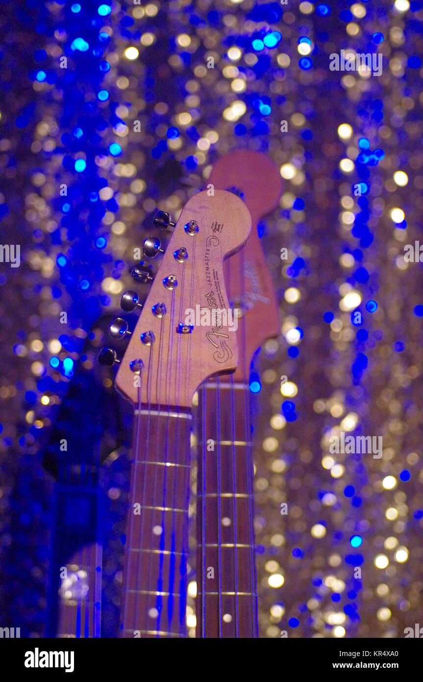 Guitar stage electric Stock Photo - Alamy