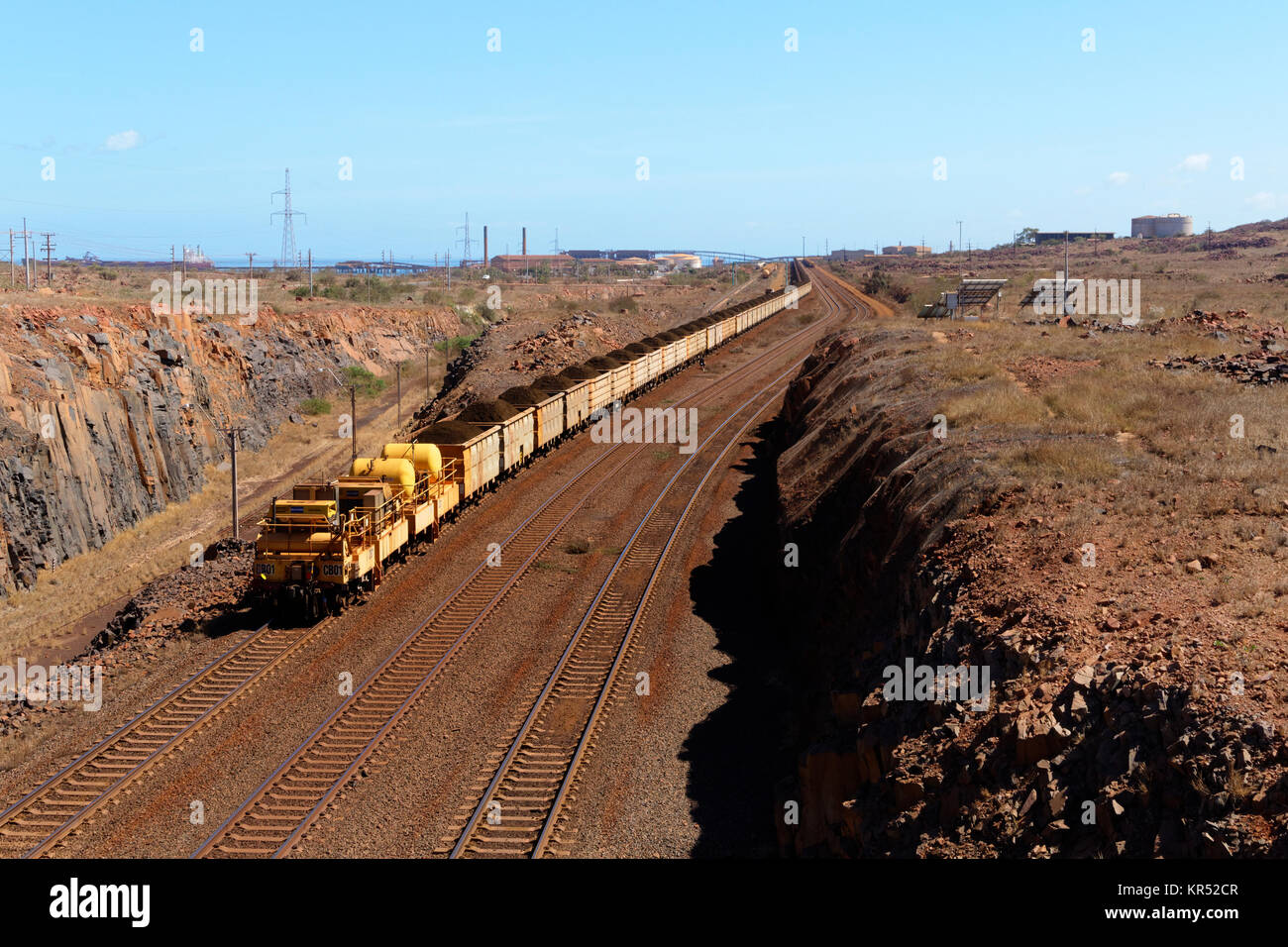 Iron ore processing hi-res stock photography and images - Alamy