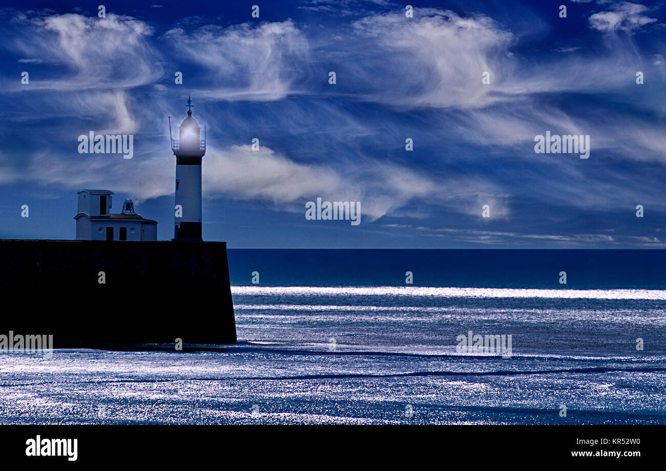 Lighthouse at moonlight hi-res stock photography and images - Alamy