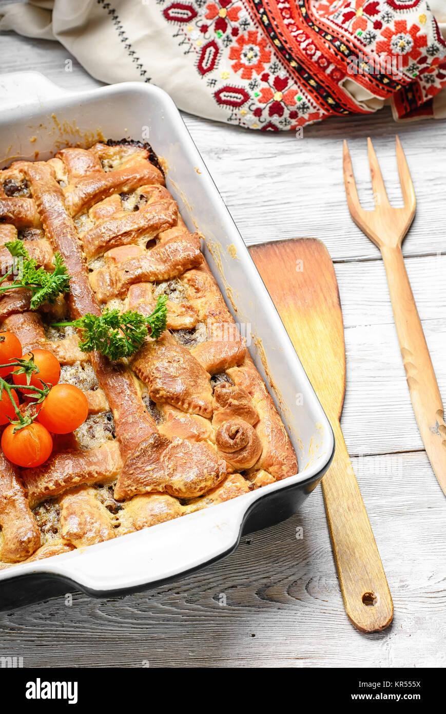meat pie- traditional dish of Ukrainian cuisine Stock Photo - Alamy