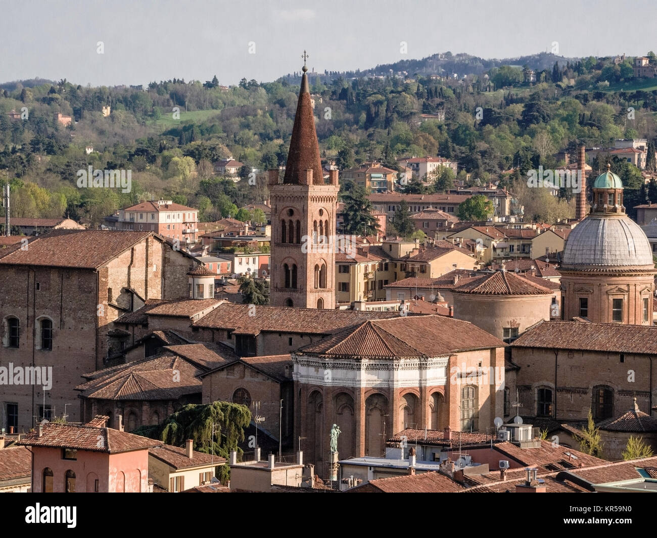 Bologna architecture hi-res stock photography and images - Alamy