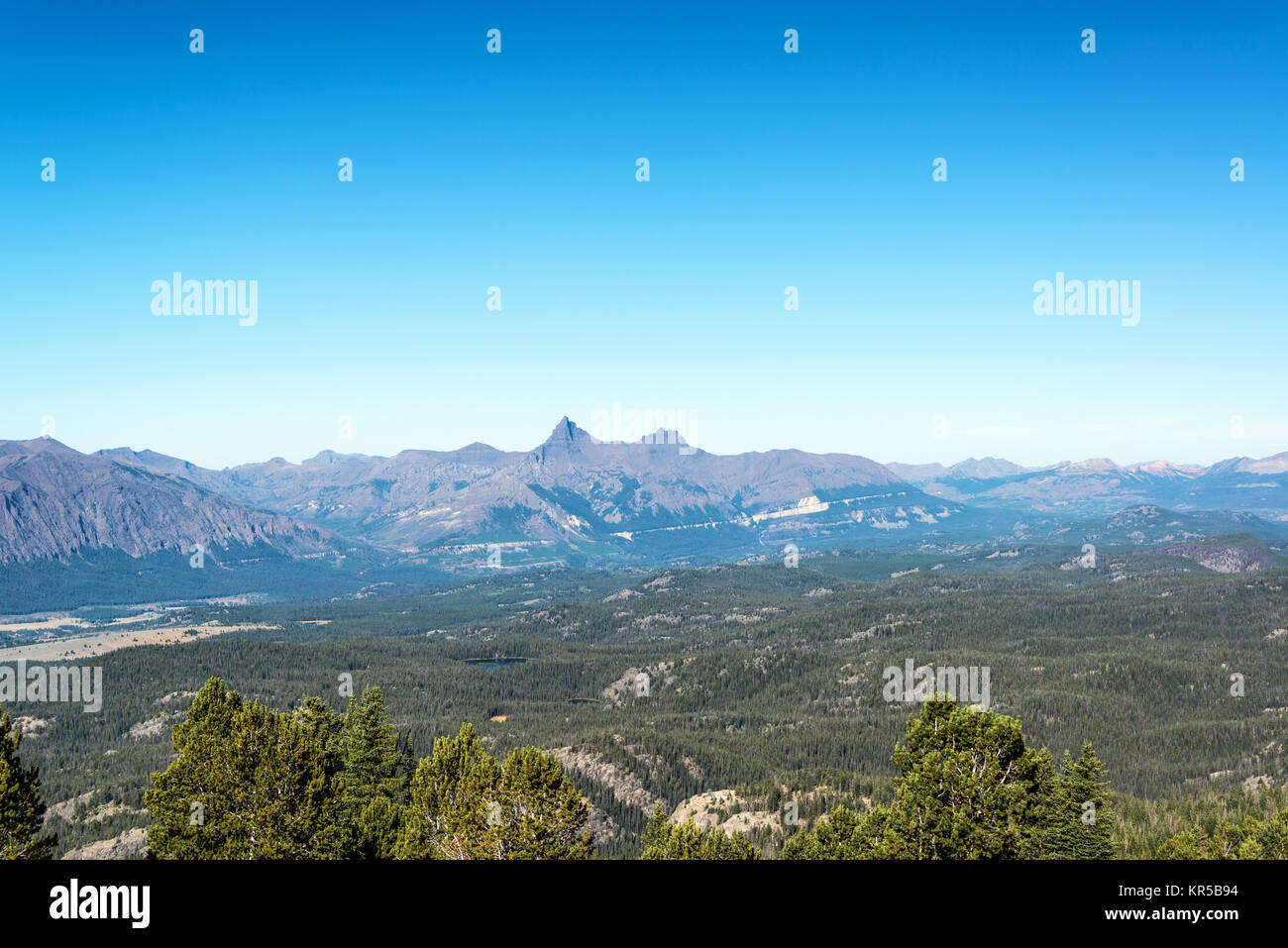 Absaroka Mountain Range Landscape Stock Photo - Alamy
