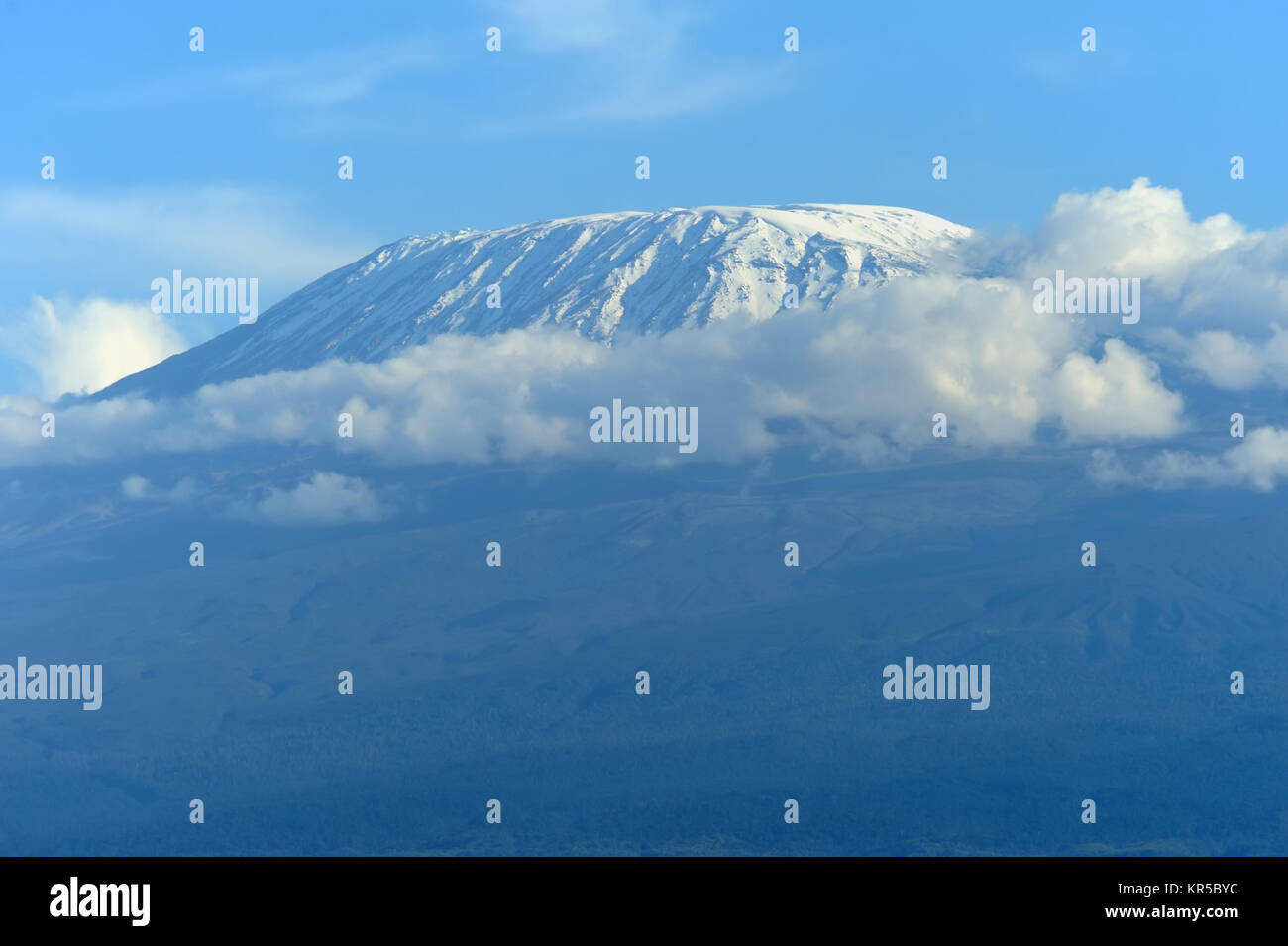 Snow on top of Mount Kilimanjaro in Amboseli Stock Photo - Alamy