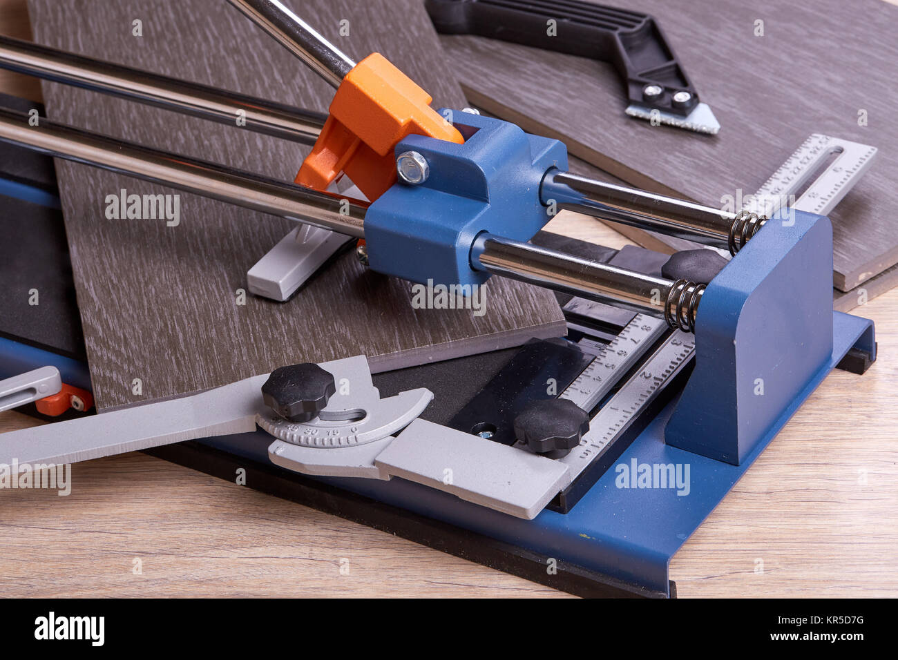 Manual cutter ceramic tile Stock Photo - Alamy