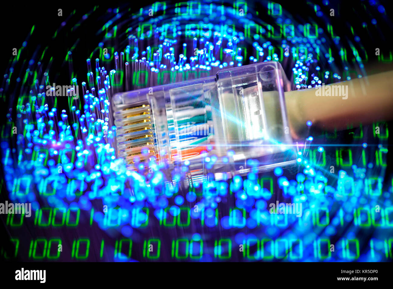 Glasfaseranschluss hi-res stock photography and images - Alamy