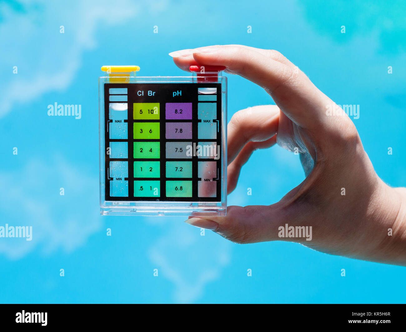 checking chlorine pollution in blue water of pool Stock Photo - Alamy