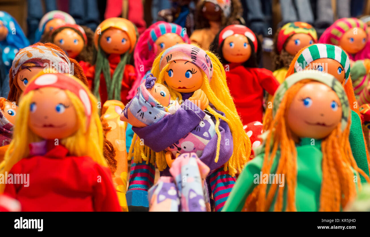 Cloth dolls hi-res stock photography and images - Alamy