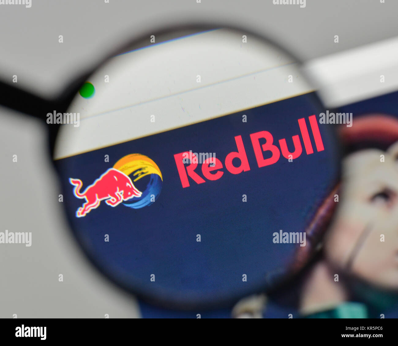 Red bull italy hi-res stock photography and images - Alamy