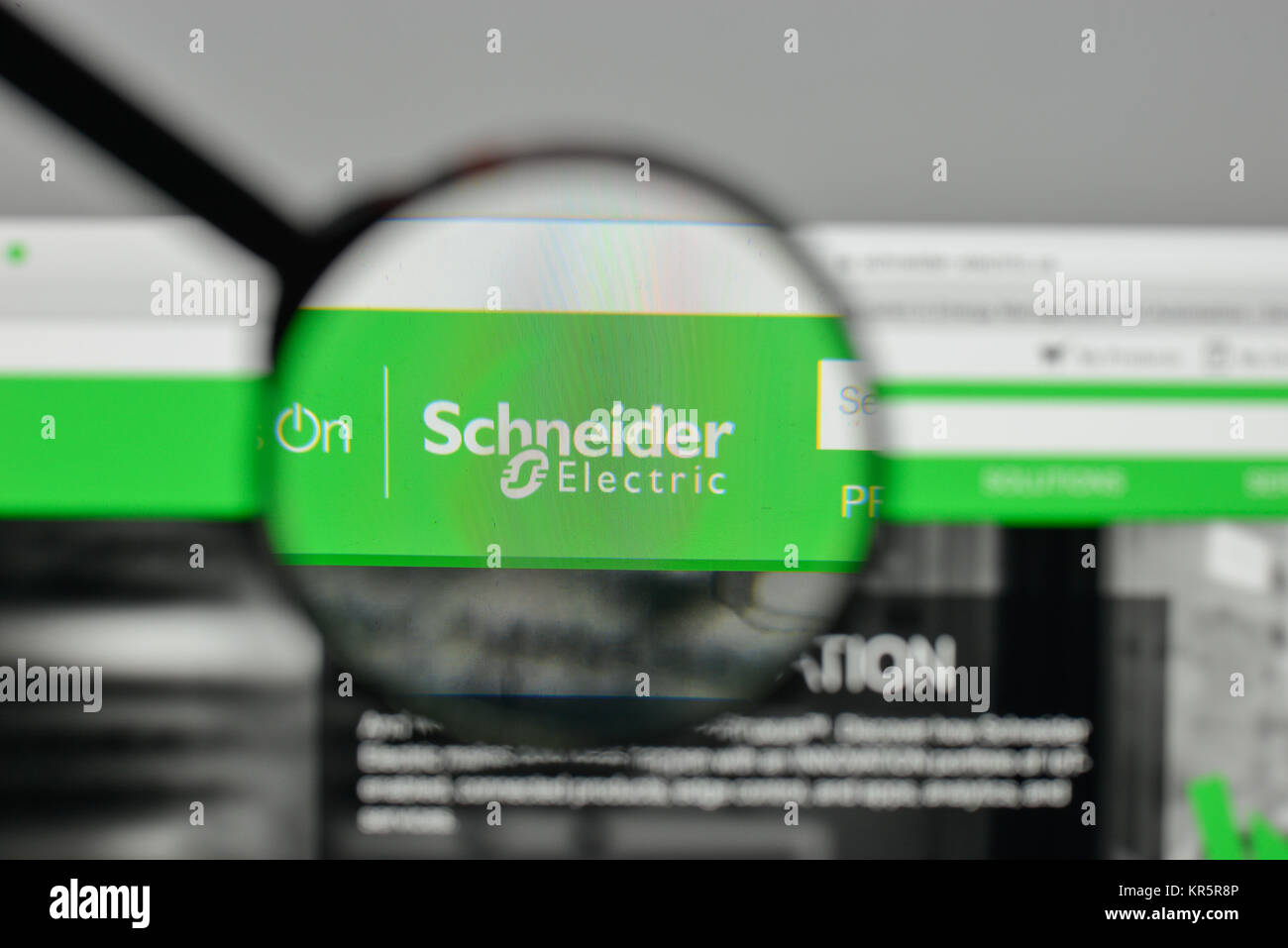 Schneider electric logo hi-res stock photography and images - Alamy