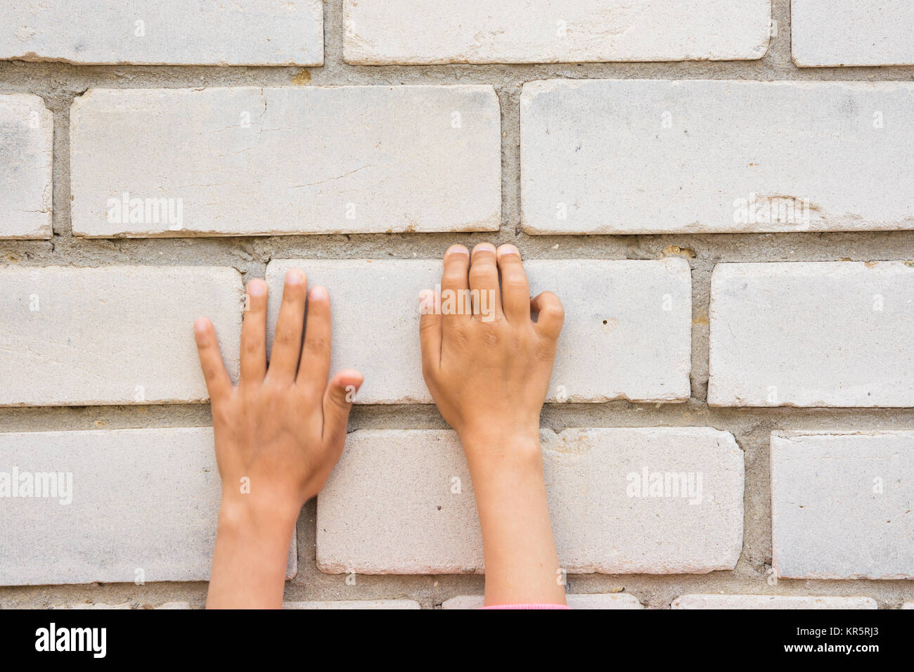 Falling masonry hi-res stock photography and images - Alamy