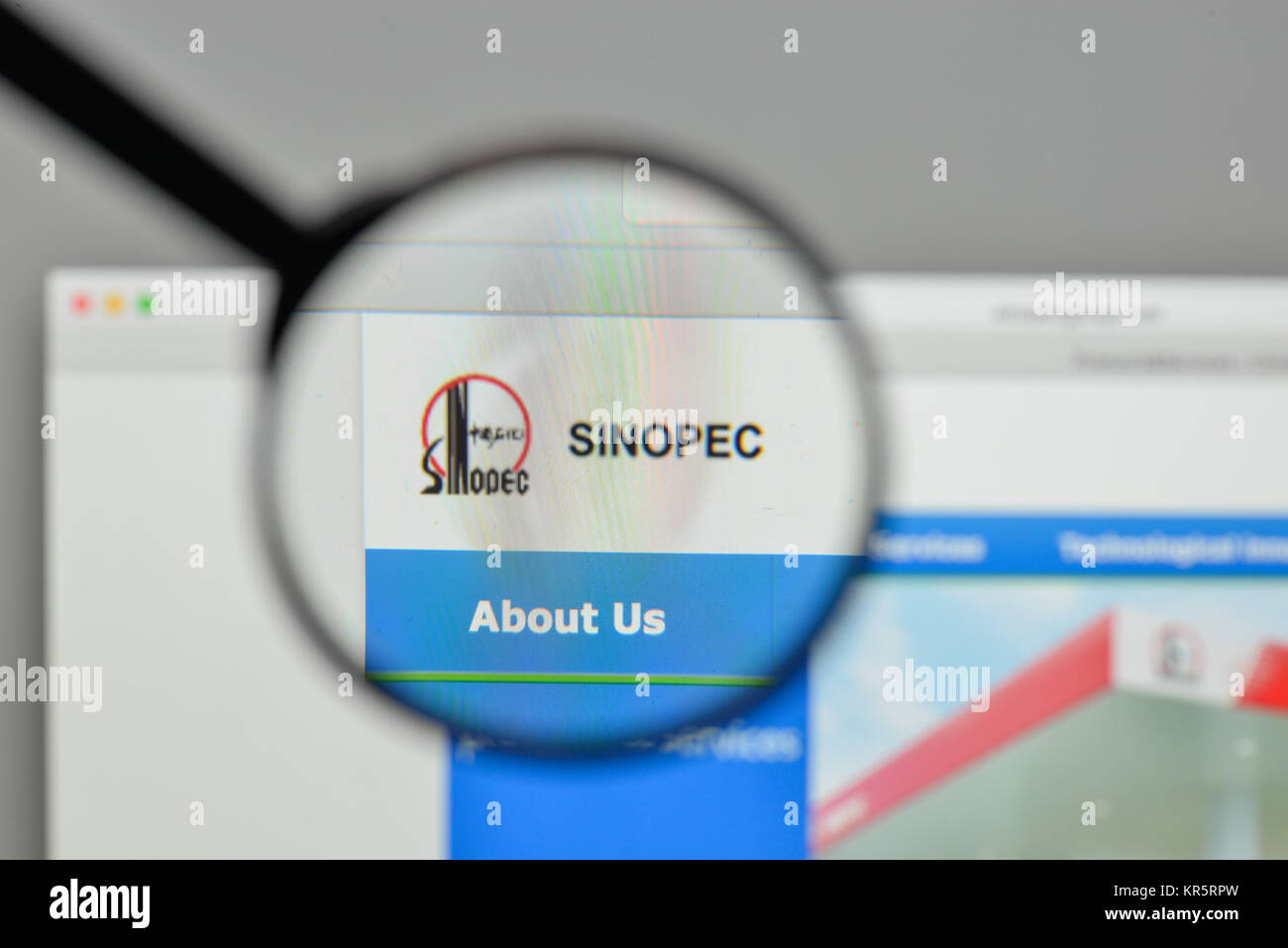 Sinopec logo hi-res stock photography and images - Alamy