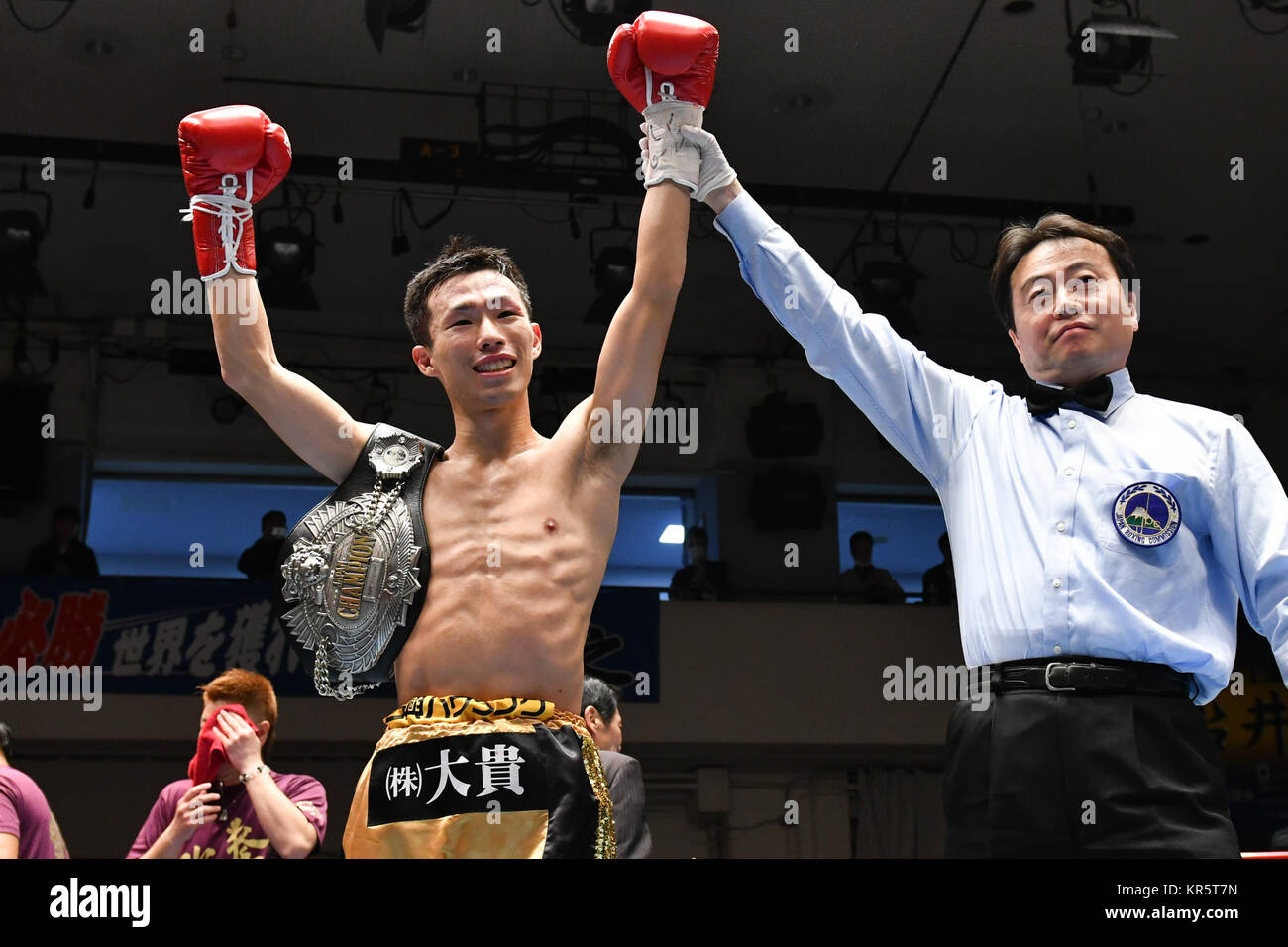 Tokyo, Japan. 11th Dec, 2017. (L-R) Ryuichi Funai (JPN), Katsuhiko ...