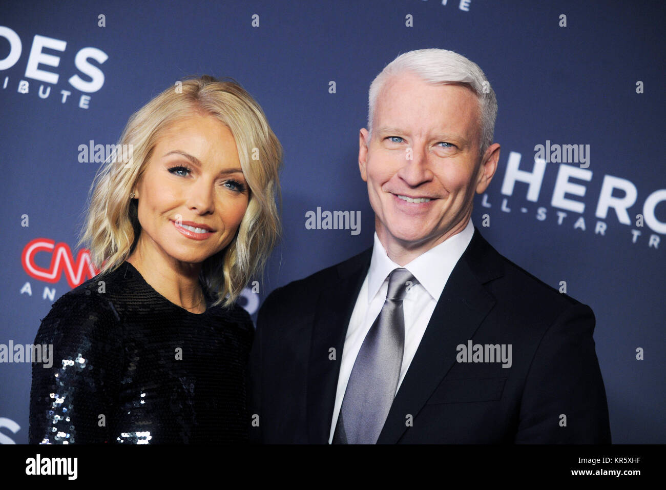 New York, USA. 17th Dec, 2017. Kelly Ripa and Anderson Cooper attend ...