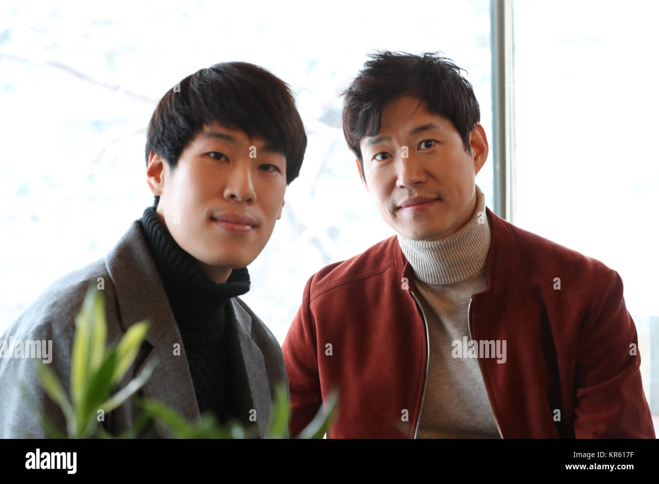 19th Dec, 2017. S. Korean actor Yoo Jun-sang and guitarist Lee Jun-hwa ...