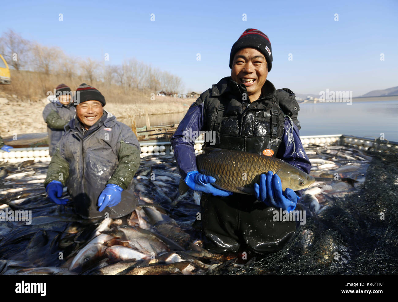 Linyi, China's Shandong Province. 18th Dec, 2017. Fishermen work during ...