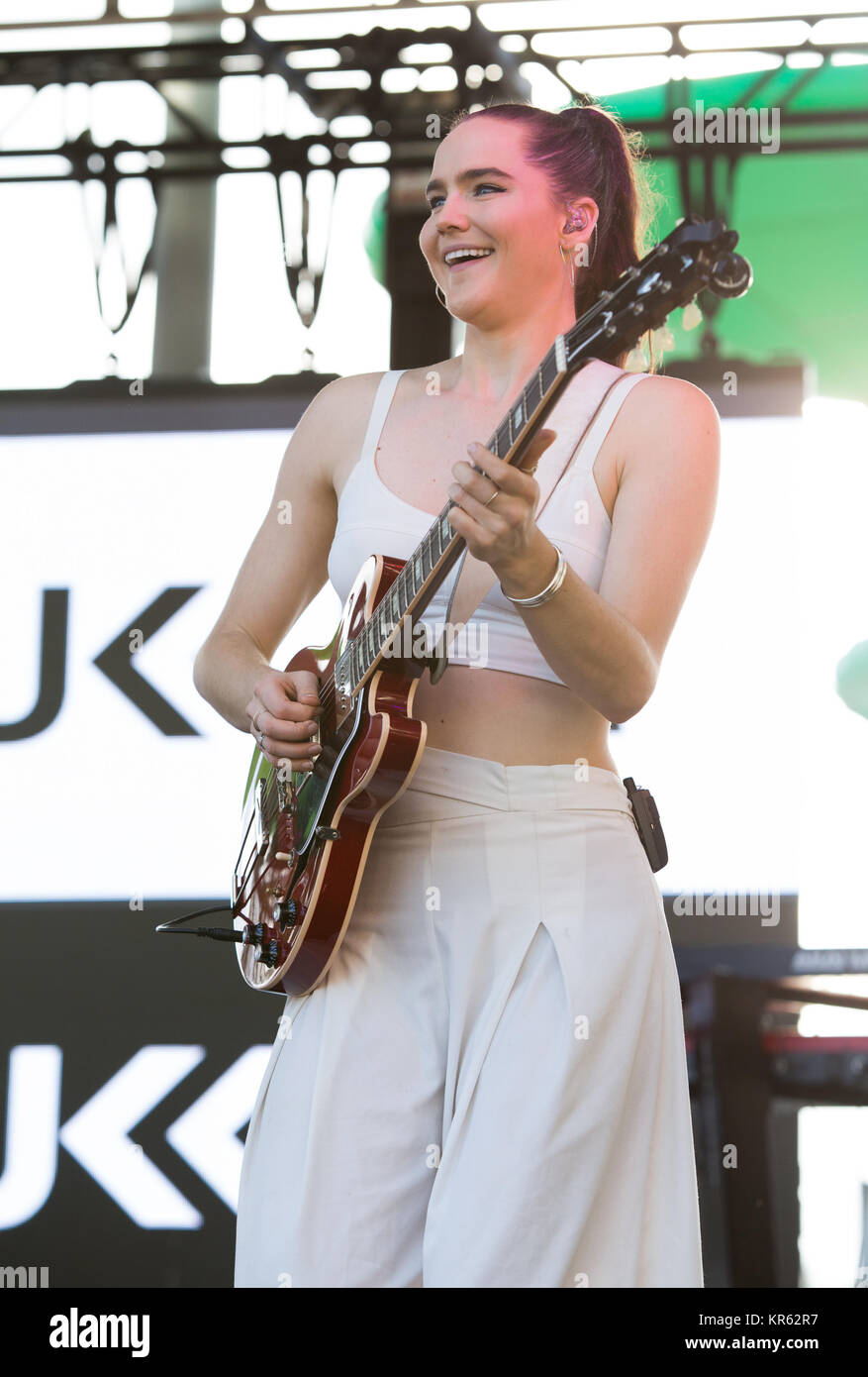 Sofi Tukker Stock Photos & Sofi Tukker Stock Images - Alamy