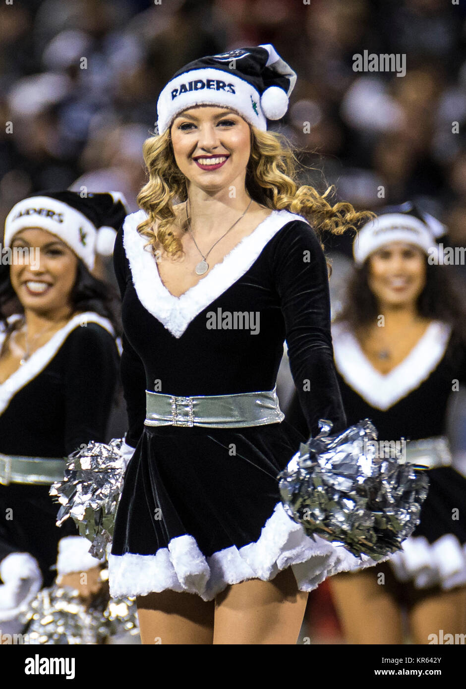 Oakland raiderettes hi-res stock photography and images - Alamy