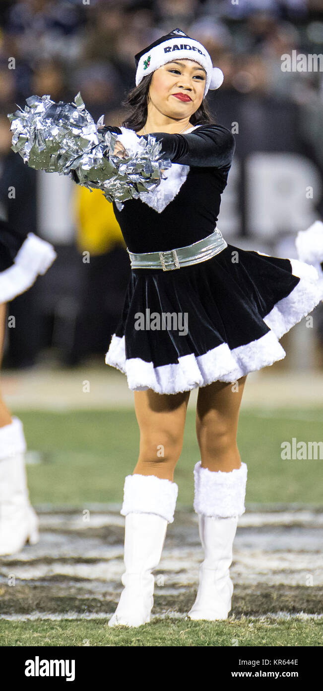 Oakland raiderettes hi-res stock photography and images - Alamy