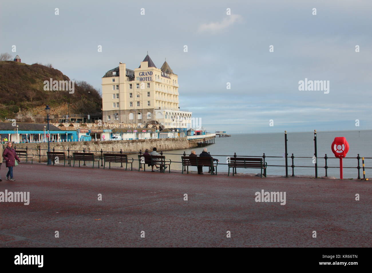 Llandudno, Wales, UK Weather 19 December 2017 Through the rest of the ...