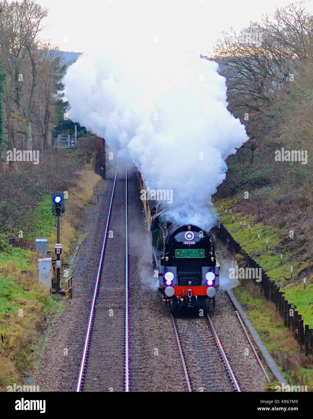 Reigate, UK. 19th Dec, 2017. Winter Steam through the Surrey Hills: The ...