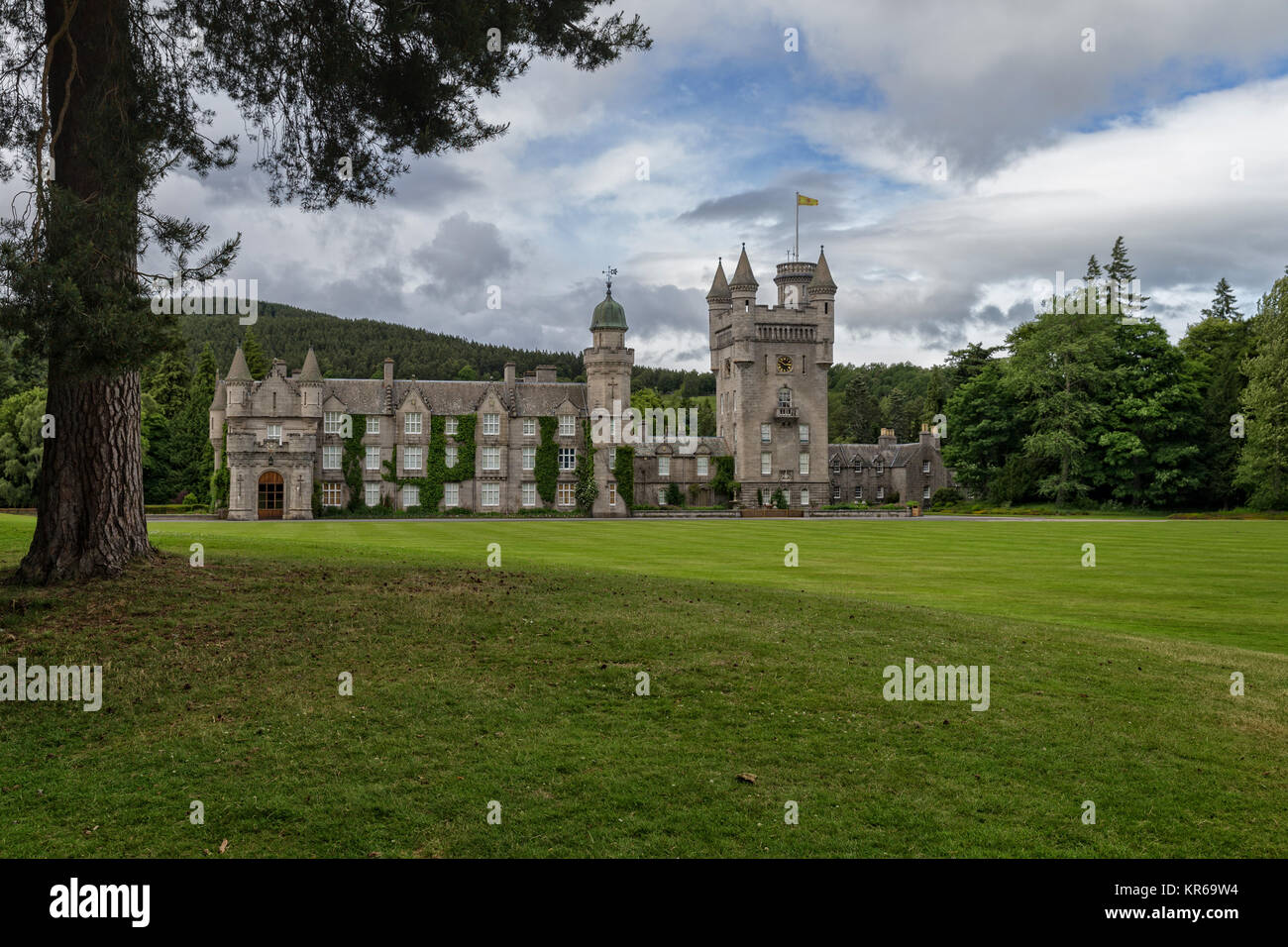 Balmoral palace hi-res stock photography and images - Alamy