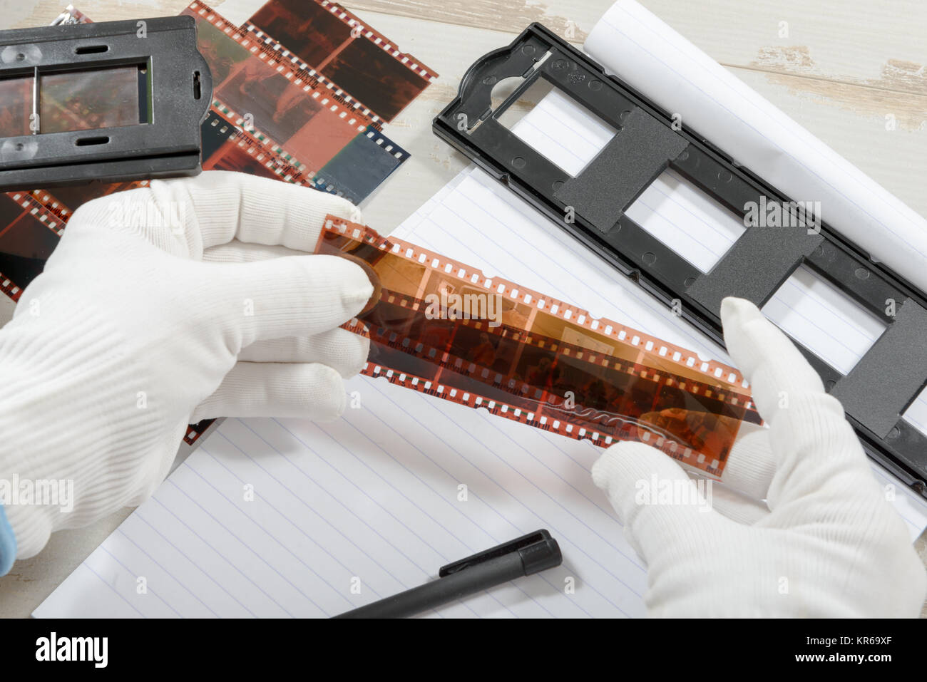 Film scanning device hi-res stock photography and images - Alamy
