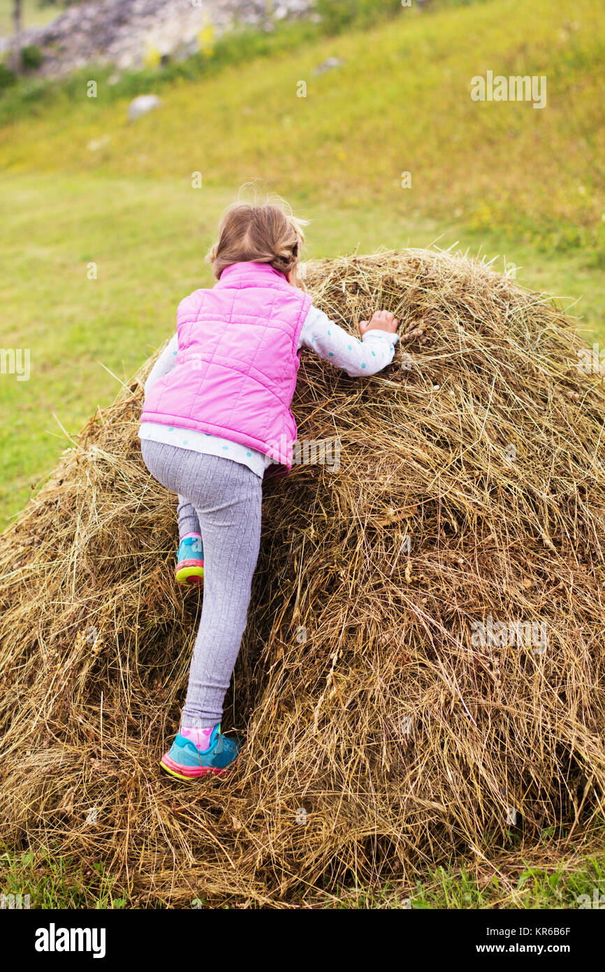 Child Outdoor Activity Stock Photo - Alamy