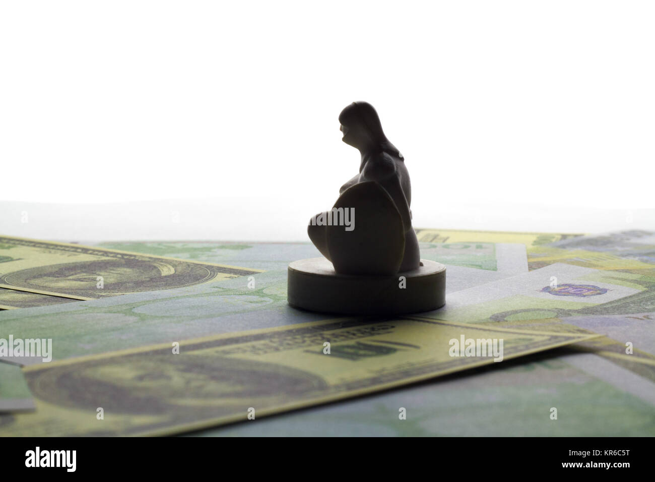 Man sit chess hi-res stock photography and images - Alamy