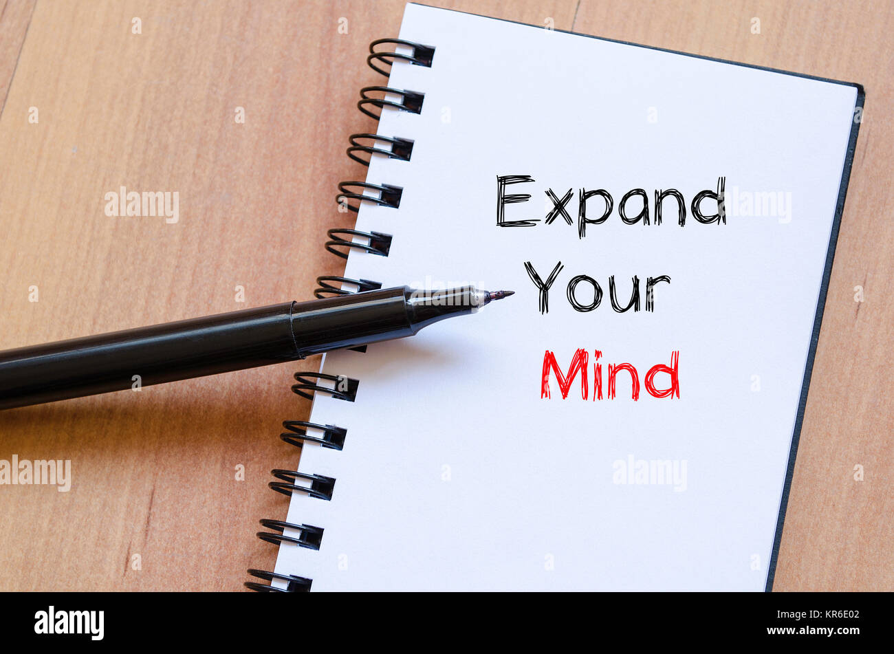 Expand icon hi-res stock photography and images - Alamy