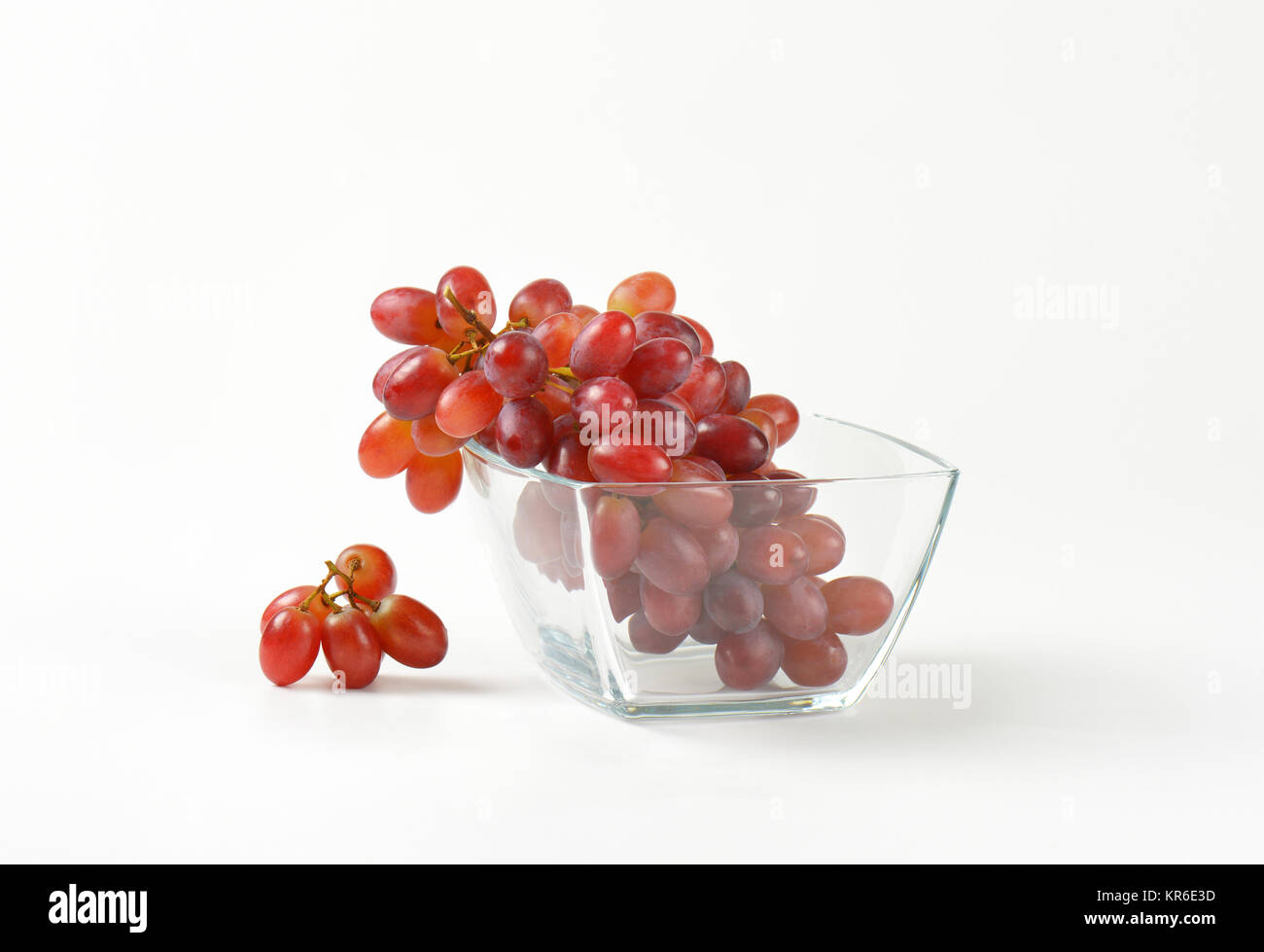 fresh red grapes Stock Photo - Alamy