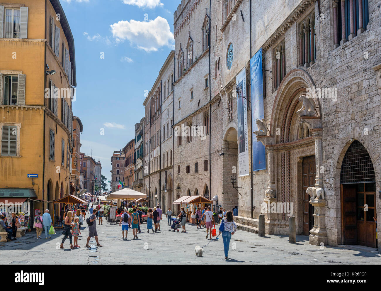 Corso Pietro Vannucci with the Palazzo dei Priori (housing the Galleria ...