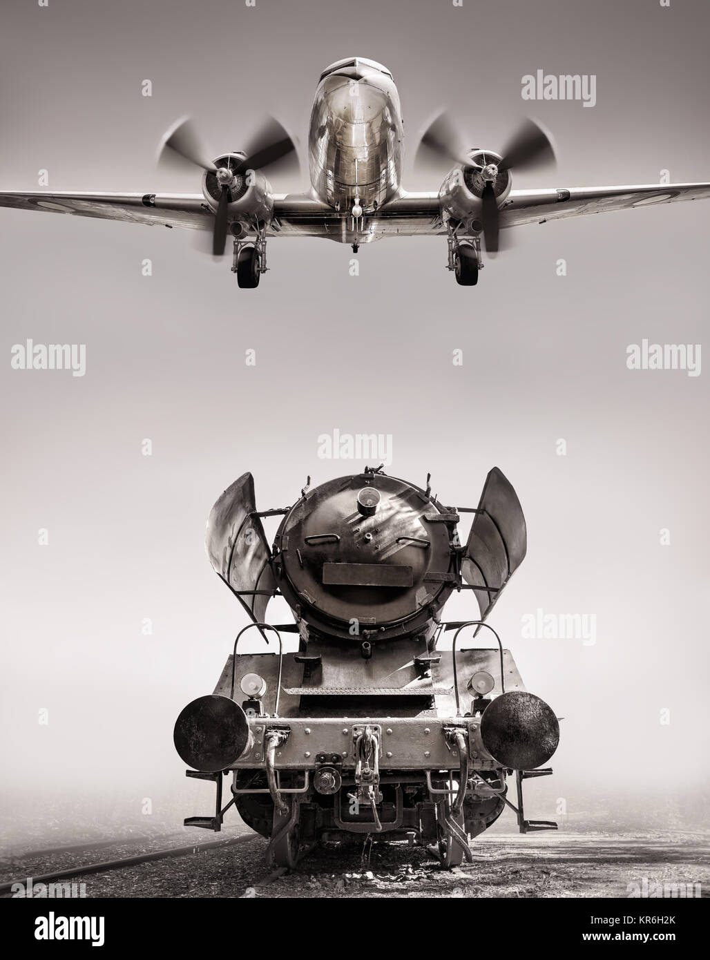 Old transport plane hi-res stock photography and images - Alamy