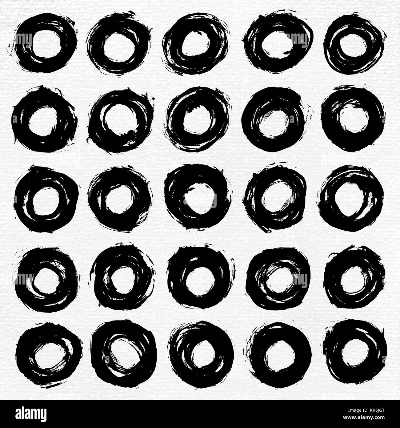 Circle form black brush stroke Stock Photo - Alamy