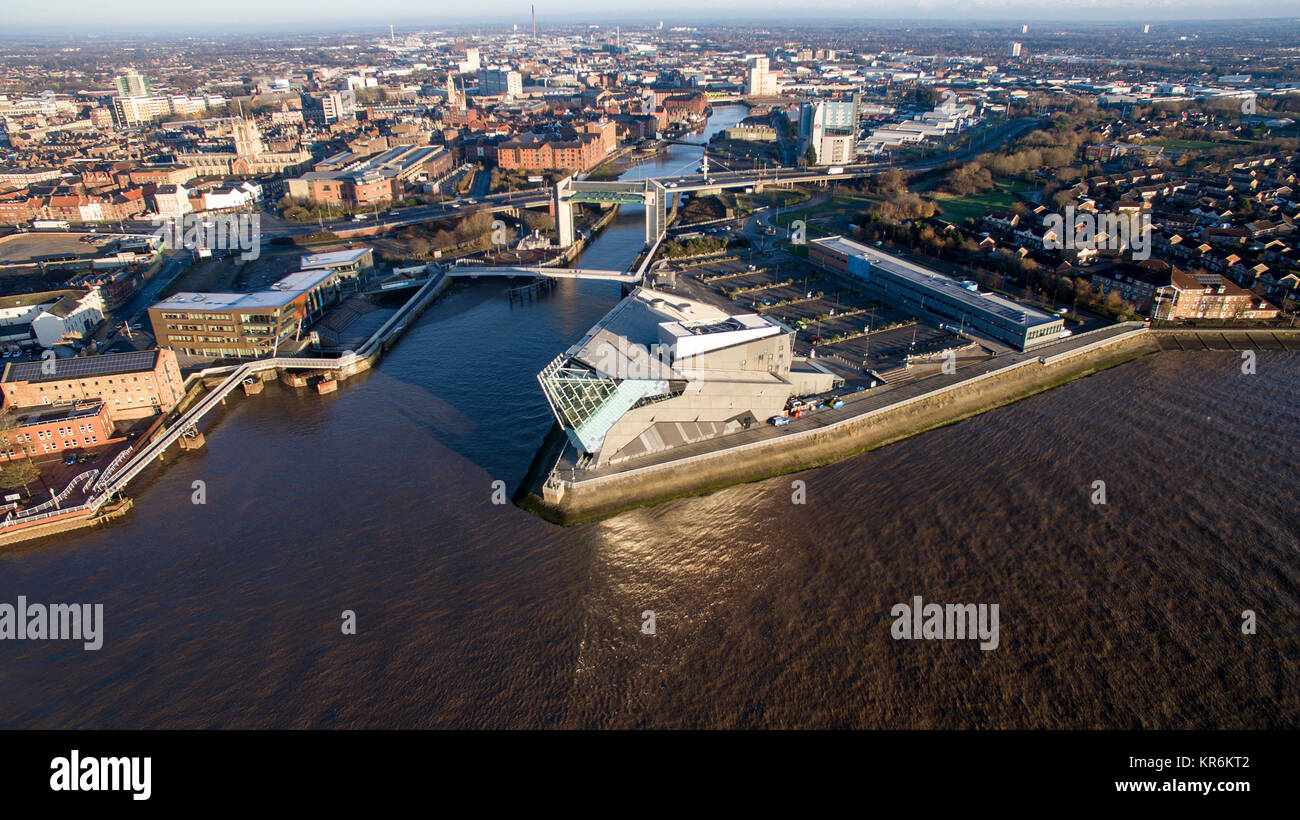 The river hull tidal barrier hi-res stock photography and images - Alamy