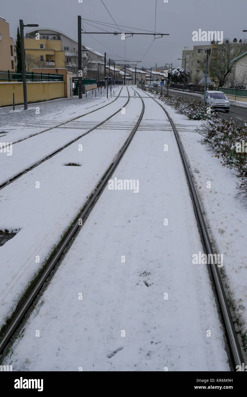 Heavy urban snowfall, Lyon, France Stock Photo - Alamy