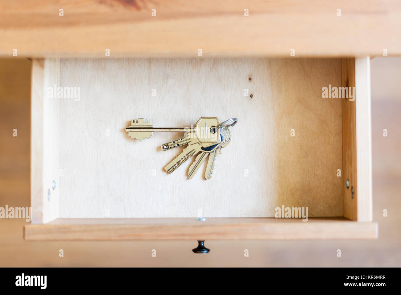 Look for keys at door hi-res stock photography and images - Alamy