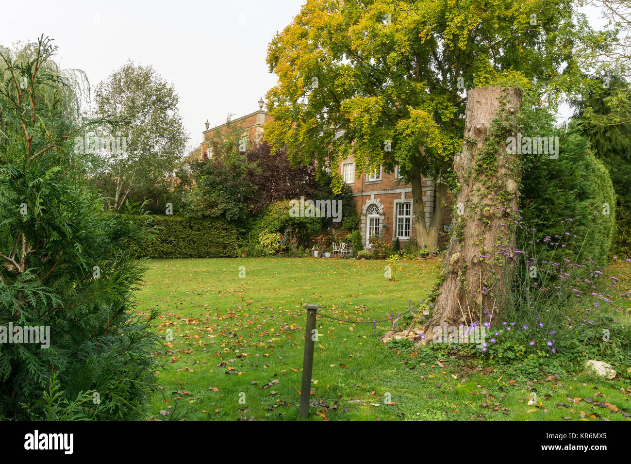 Captains garden hi-res stock photography and images - Alamy