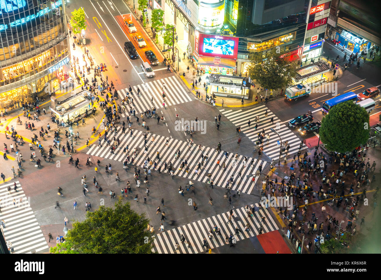 Pedestrian crossings hi-res stock photography and images - Alamy