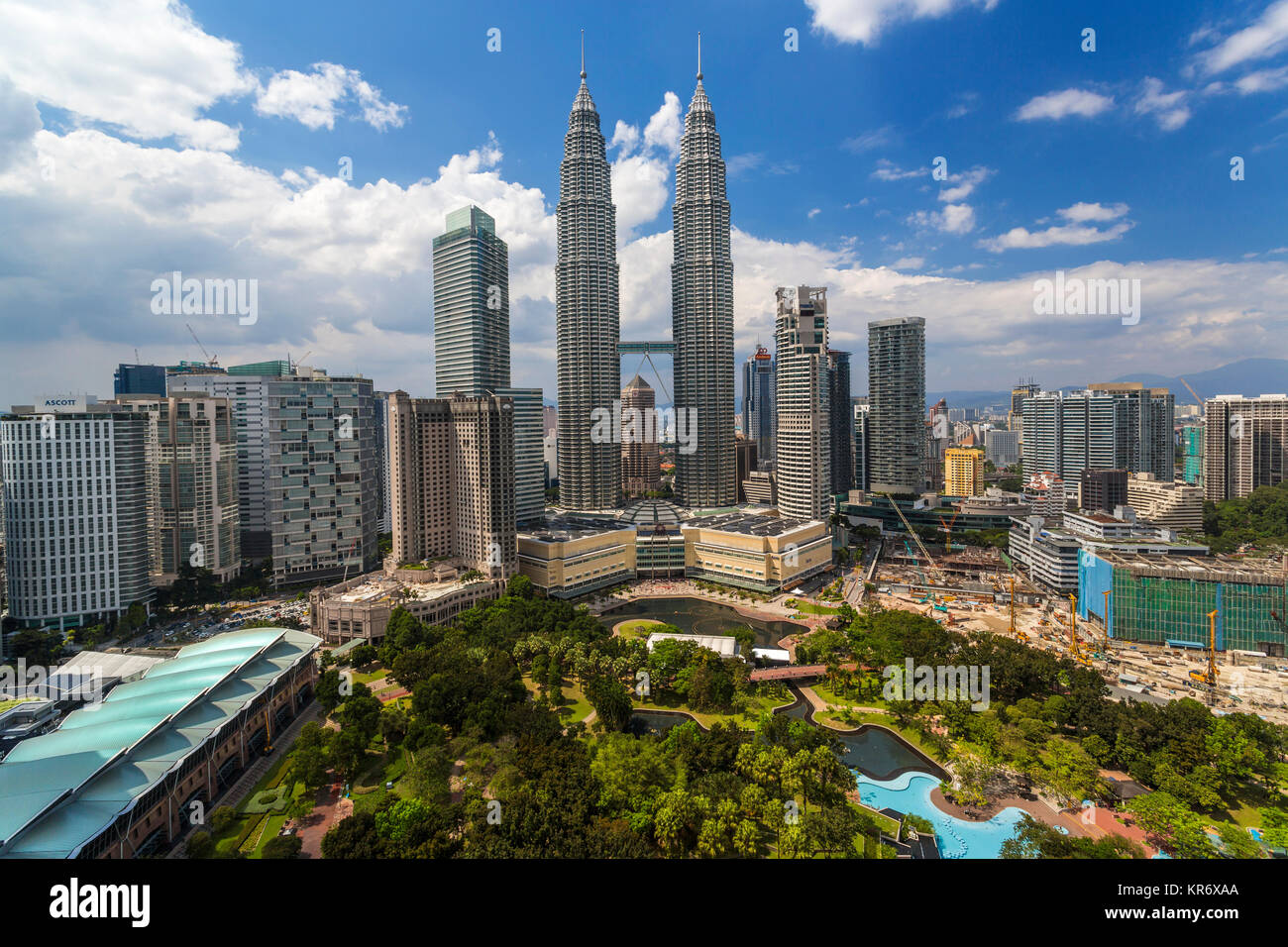 Cityscape of Kuala Lumpur with the Petronas Towers in the distance ...