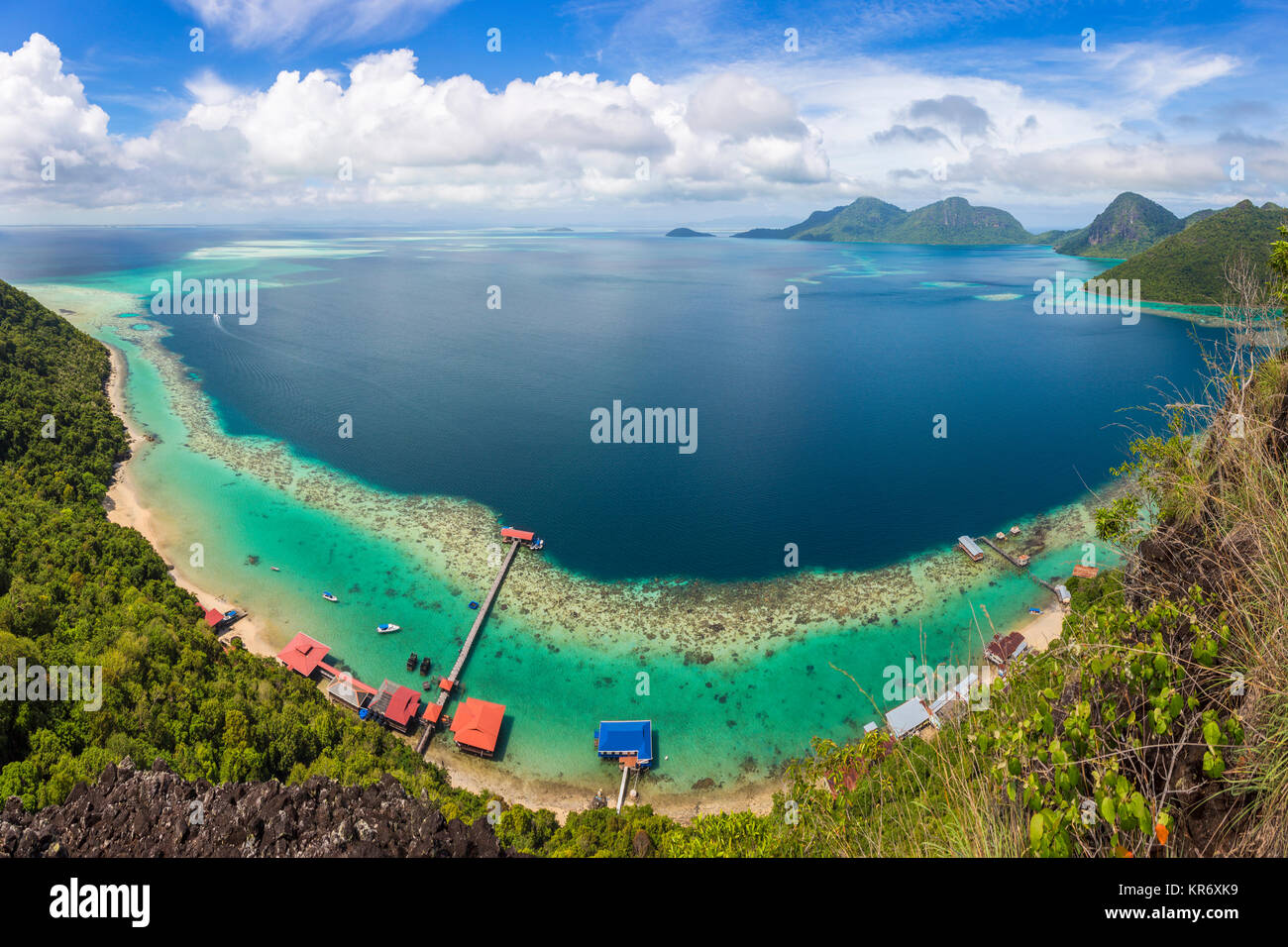 Tropical island mountains hi-res stock photography and images - Alamy