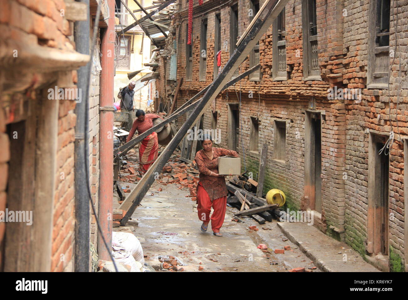 Women in reconstruction after 2015 earthquake in Nepal Stock Photo - Alamy