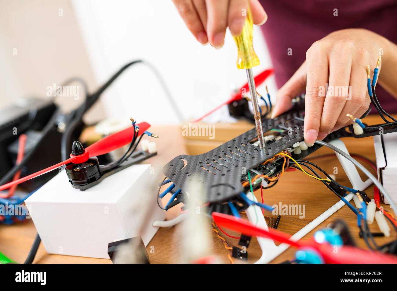 Assembler the parts on flying drone Stock Photo - Alamy