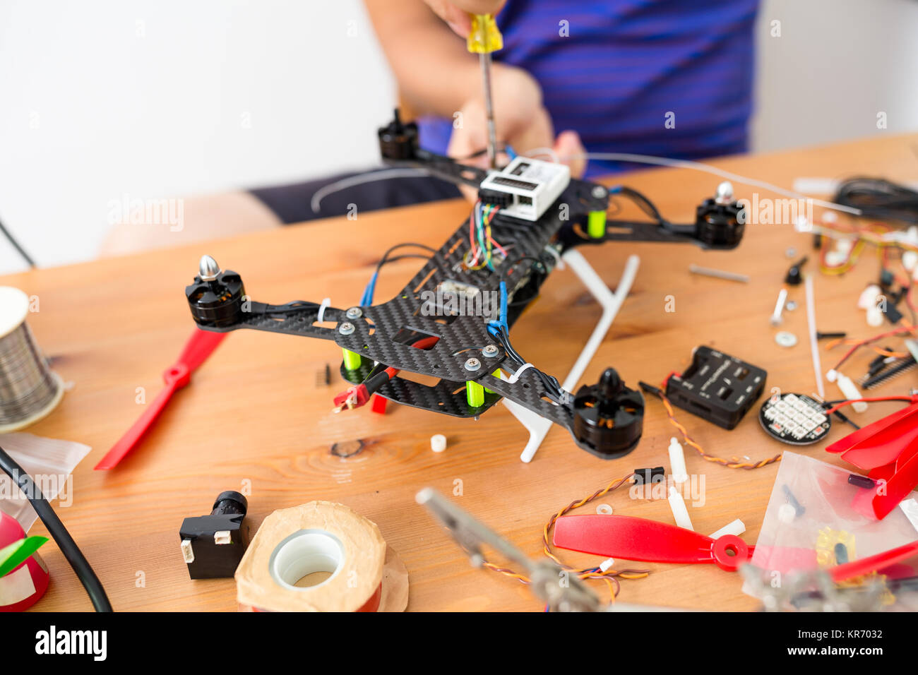 Connecting the component on flying drone Stock Photo - Alamy