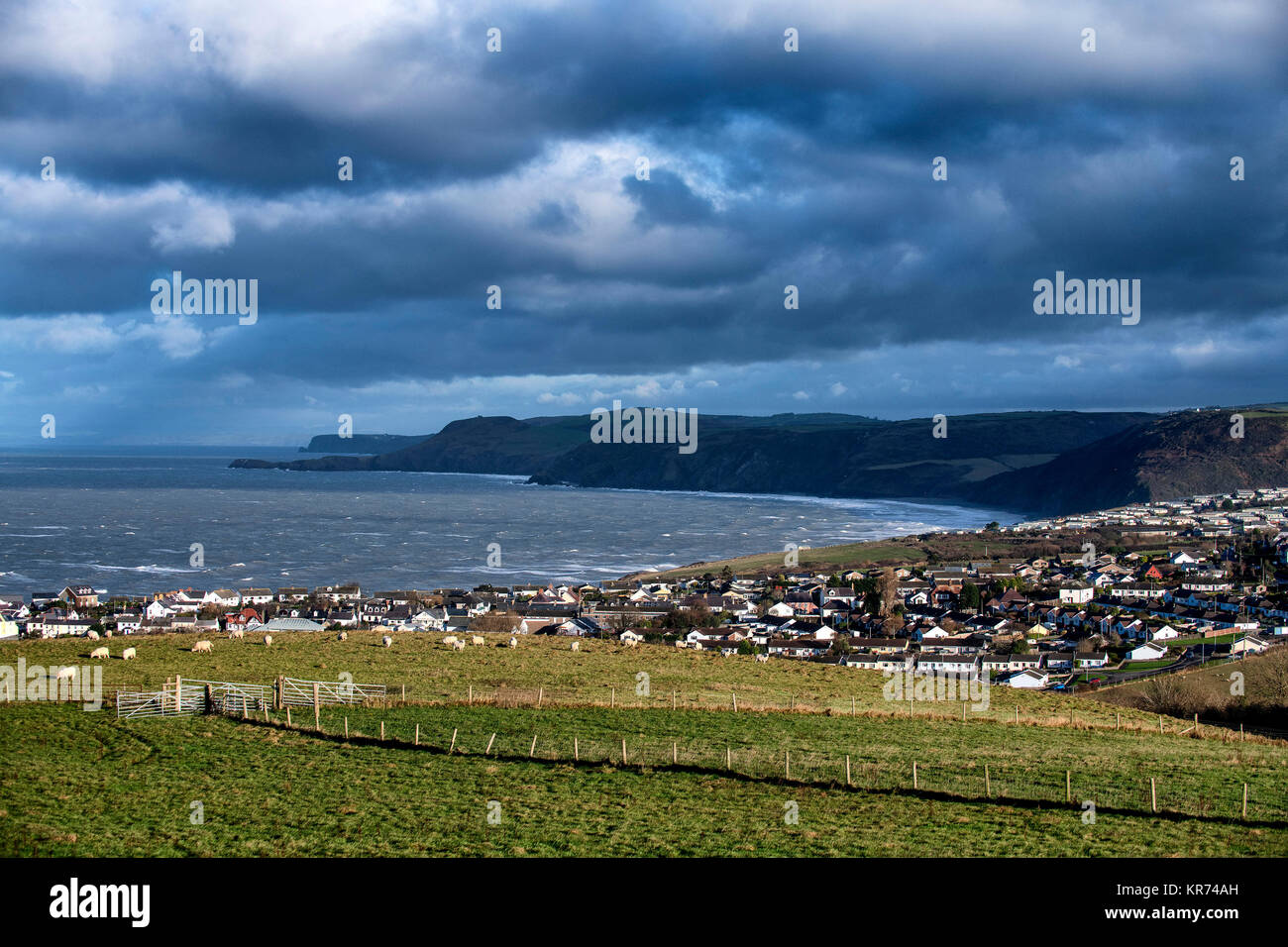 The village of Aberporth on the Cardiganshire coast, West Wales Stock ...