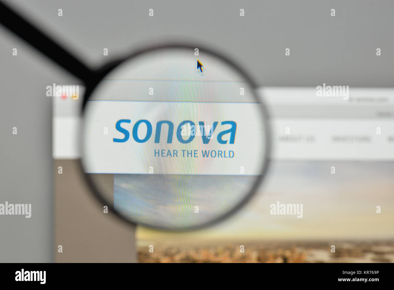 Sonova holding hi-res stock photography and images - Alamy