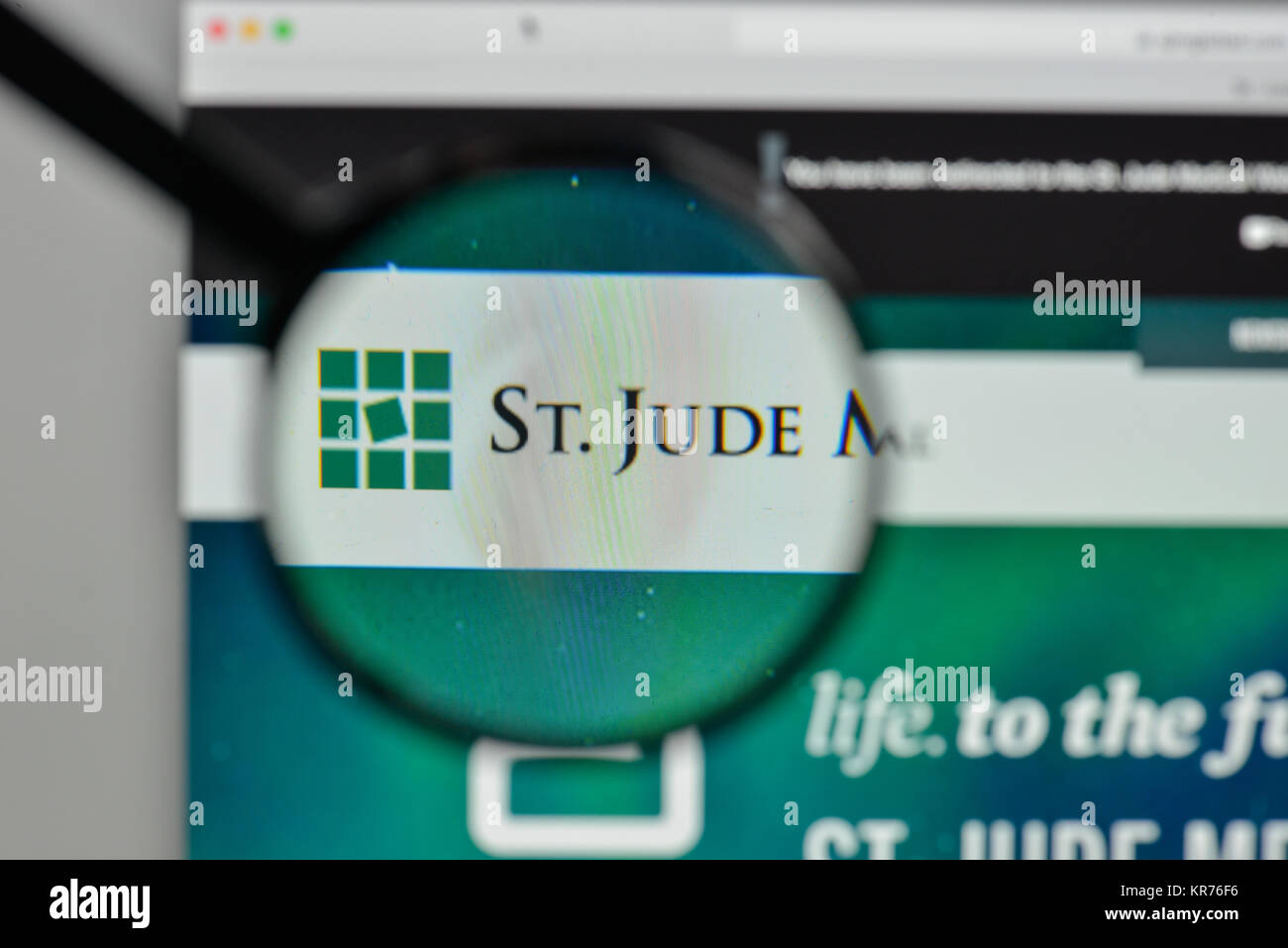St Jude Medical Logo